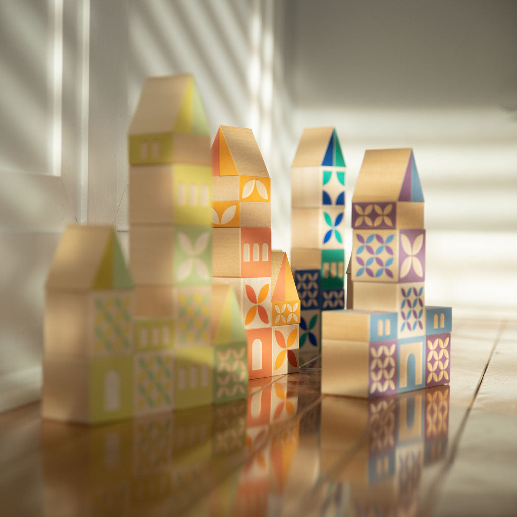 What can you learn by building with blocks? – Uncle Goose